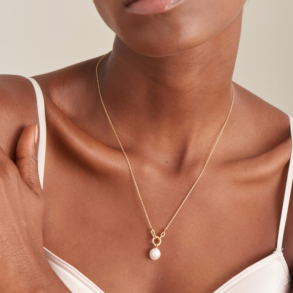 Gold Pearl Sparkle Pendant Necklace – Ania Haie